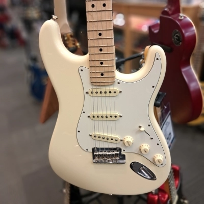 Gear Hunter | Fender American Pro Strat